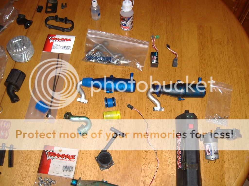 REVO 3.3 RACE ROLLER WITH SERVOS COMES WITH A TON OF HOP-UPS AND PARTS ...